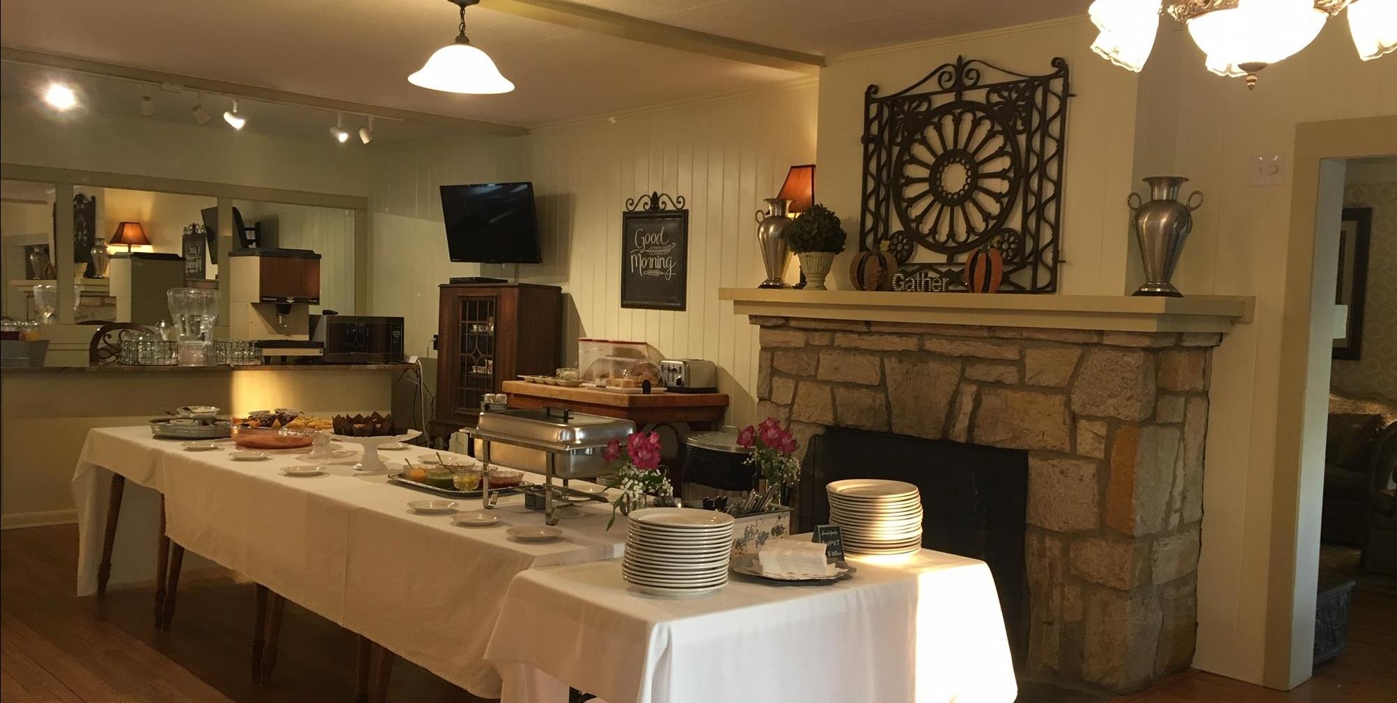 Echo Mountain Inn - Hendersonville, North Carolina